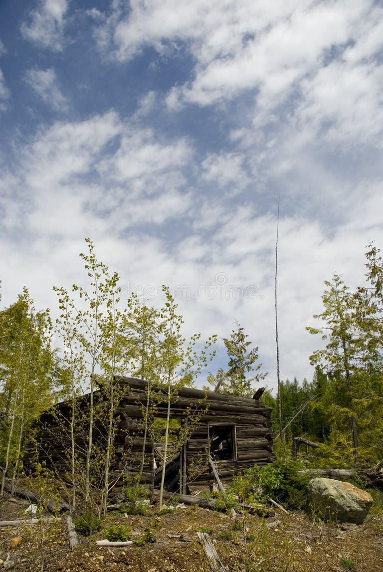 15,073 Abandoned Cabin Stock Photos - Free & Royalty-Free Stock Photos ...