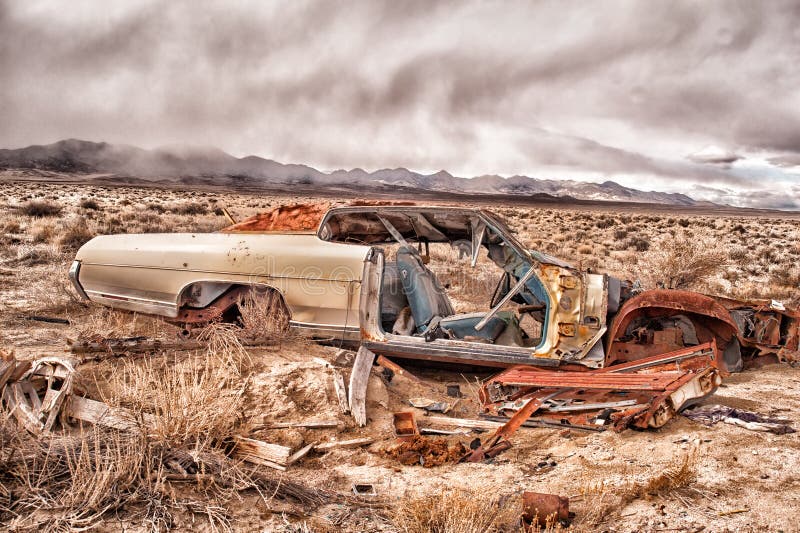 Abandoned Car - Environmental Portrait Stock Photo - Image of southern ...