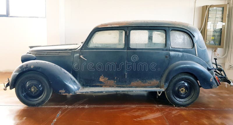 Abandoned Car in the Old House, Retro Car in the Old House Stock Photo ...