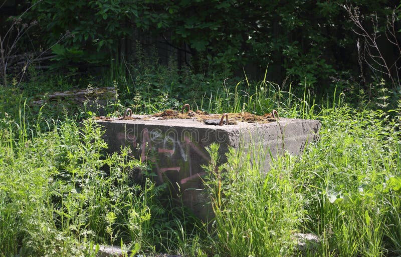 29,942 Abandoned Block Stock Photos - Free & Royalty-Free Stock Photos ...