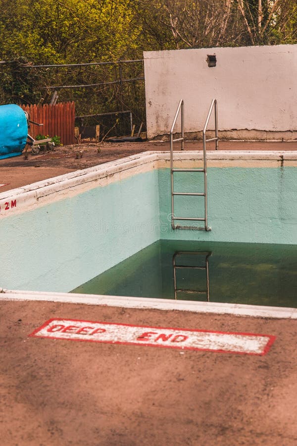 An Abandoned and Dirty Pool Stock Photo - Image of derelict, lifestyle ...