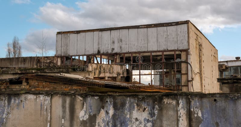 Abandoned Factory Warehouse Stock Image - Image of city, exterior ...