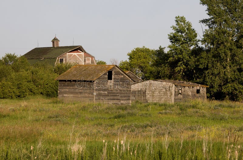 Dilapidated old farm house stock photo. Image of abandoned - 15427572