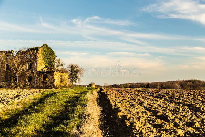 Abandoned Farm in the Countryside Stock Photo - Image of grass, meadow ...