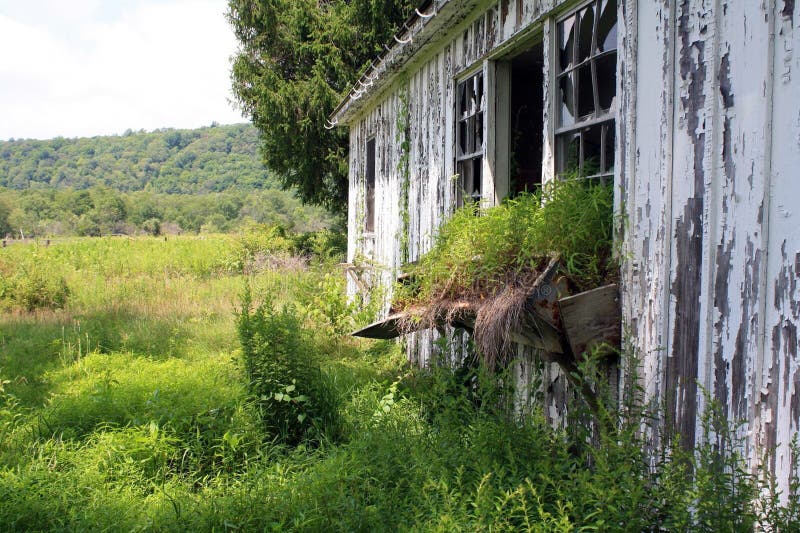 Abandoned Farm stock image. Image of farmhouse, pennsylvania - 84818439