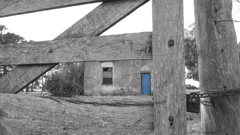 Abandoned house stock image. Image of farm, door, chain - 39114403