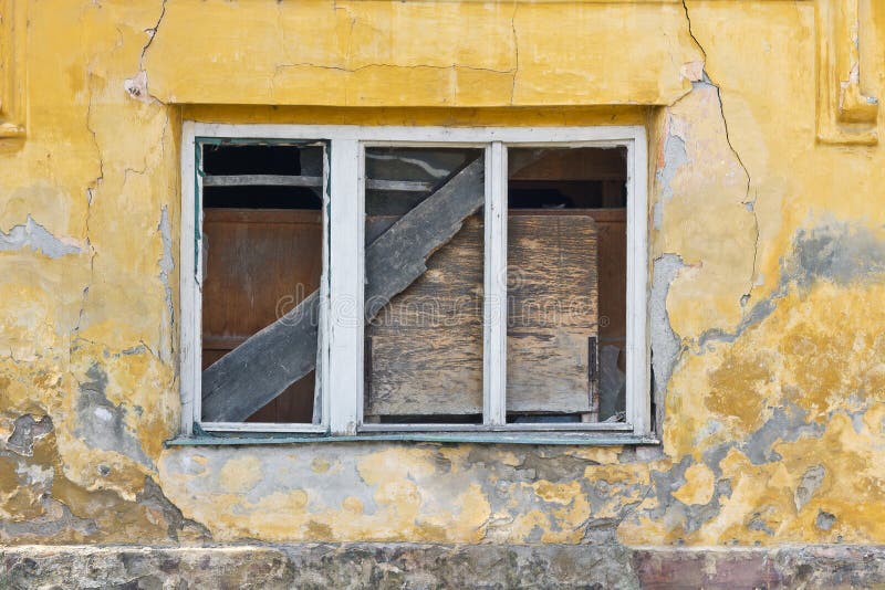 Abandoned house window stock image. Image of rubble, ruin - 23954597