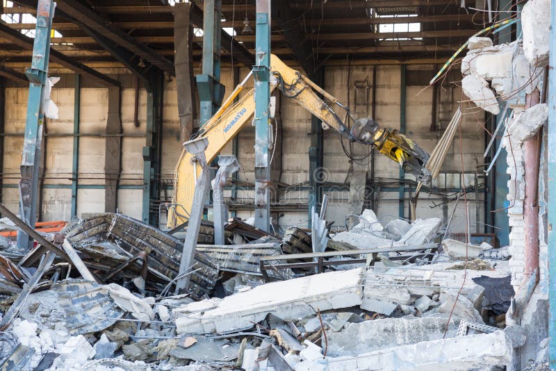 Abandoned Industrial Buildings Stock Image - Image of equipment, crane ...