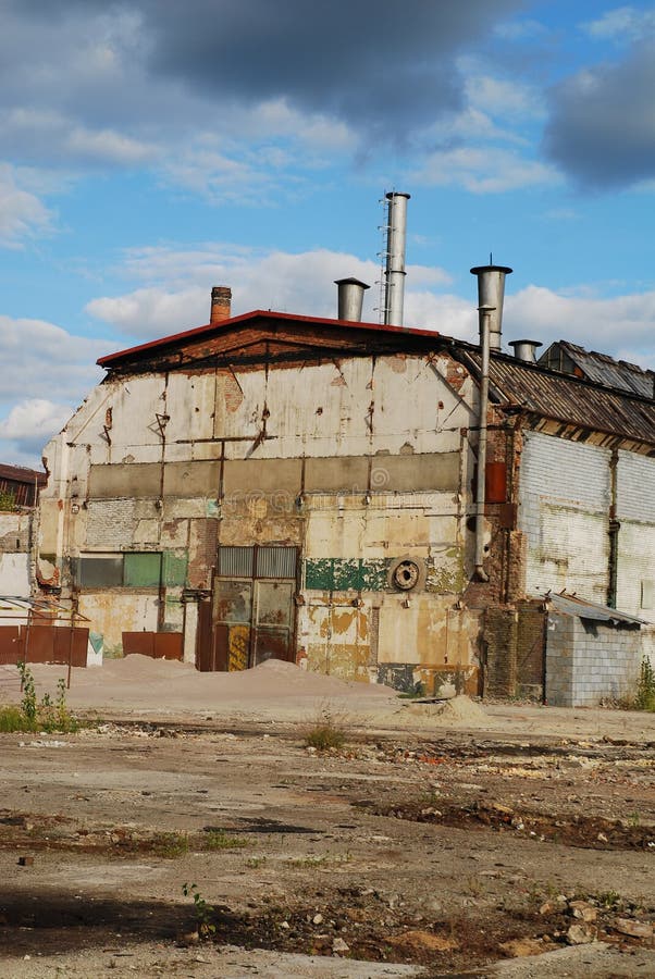 Abandoned Industrial Warehouse Stock Image - Image of broken, debris ...