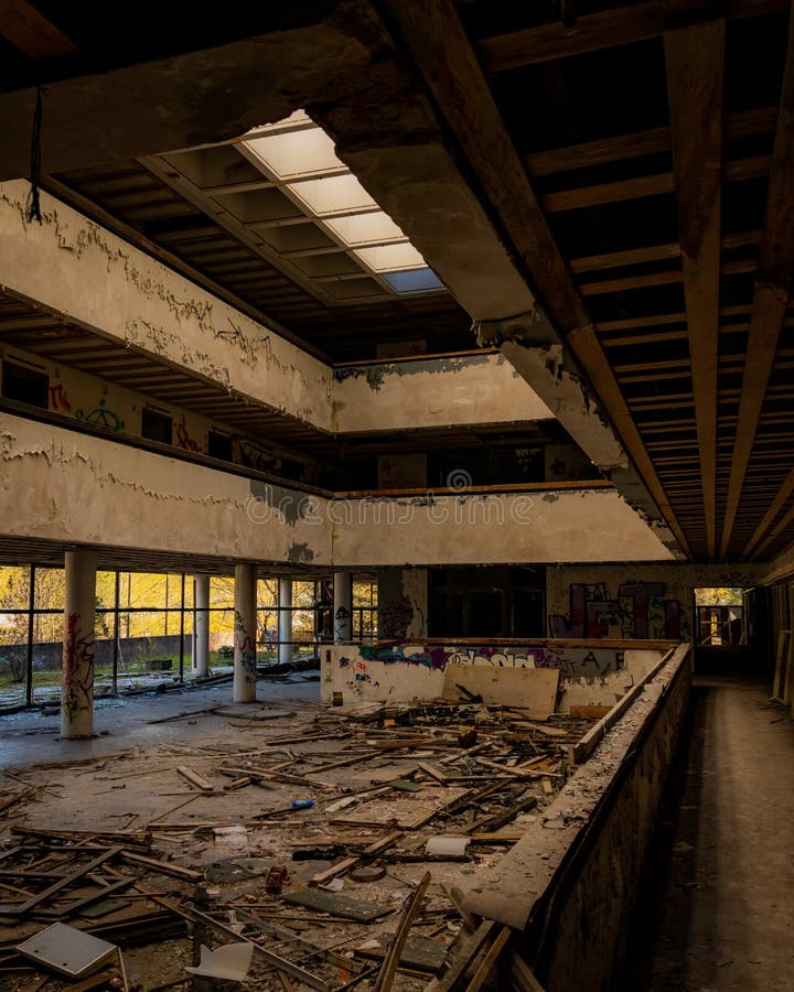 Office Trashed Stock Photos - Free & Royalty-Free Stock Photos from ...