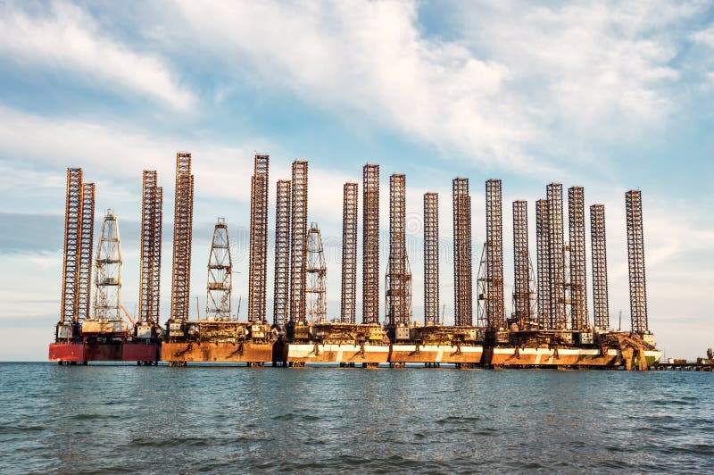 Abandoned oil rigs stock image. Image of green, national - 72742695