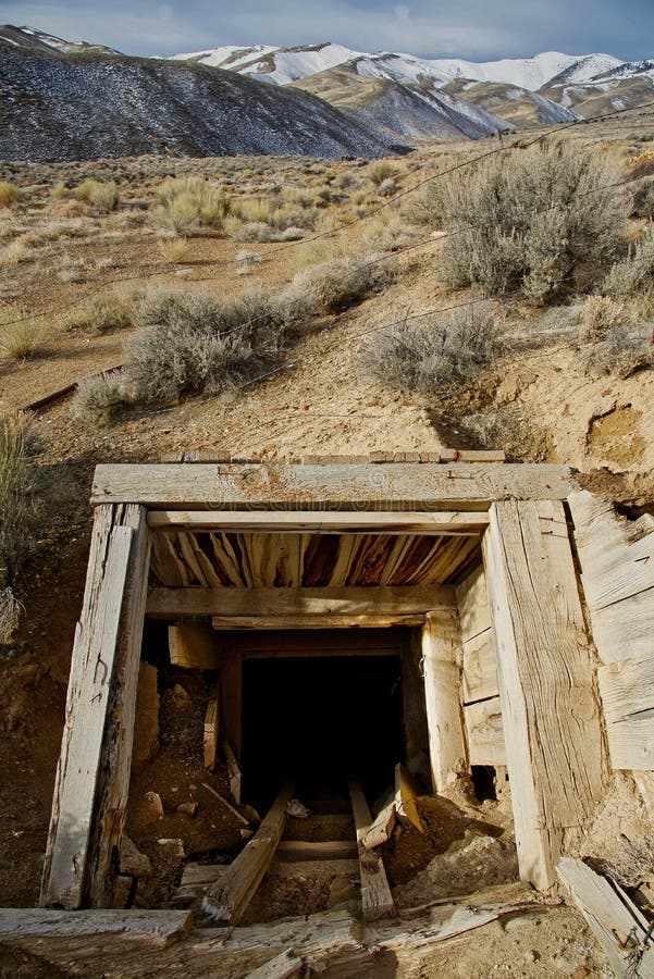 Abandoned Mine In The Nevada Desert Stock Image - Image of landmark ...