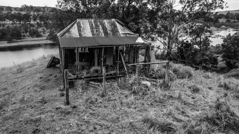 Abandoned Outback Farming Shed in Queensland Stock Image - Image of ...
