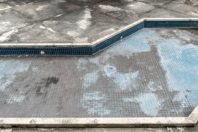 Abandoned pool stock image. Image of danger, water, pool - 77208315