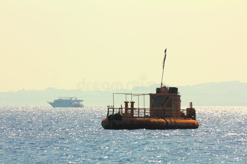 Abandoned Rusty Ship at Anchor Stock Photo - Image of ship, ocean: 19042756