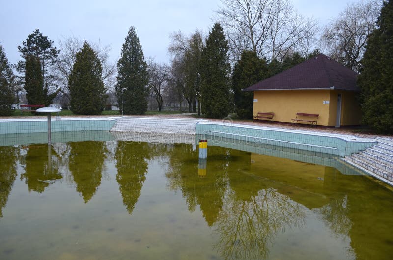 755 Empty Old Swimming Pool Photos - Free & Royalty-Free Stock Photos ...