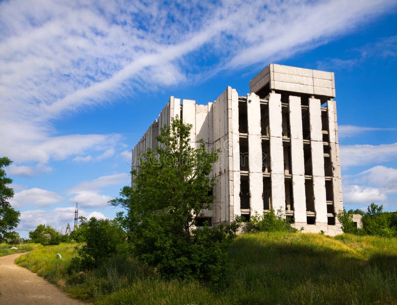Abandoned Unfinished Building Stock Photo - Image of summer, concrete ...