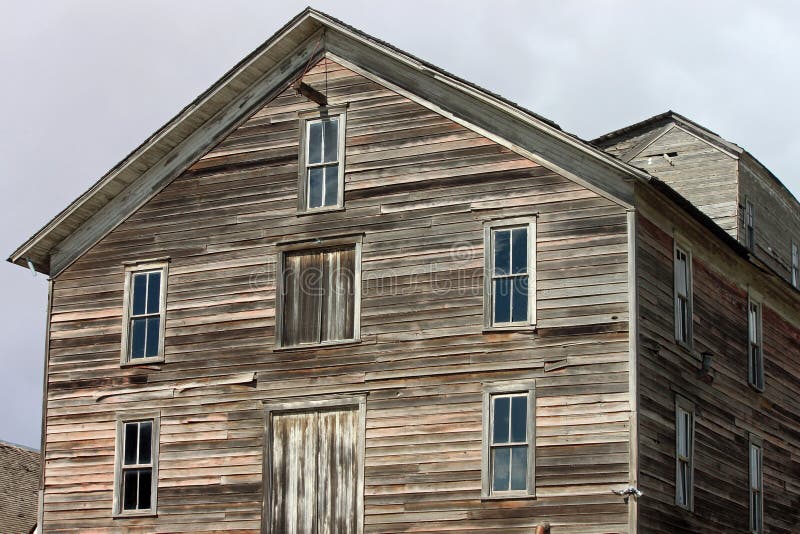 Abandoned Weathered Building in the Country Stock Image - Image of ...
