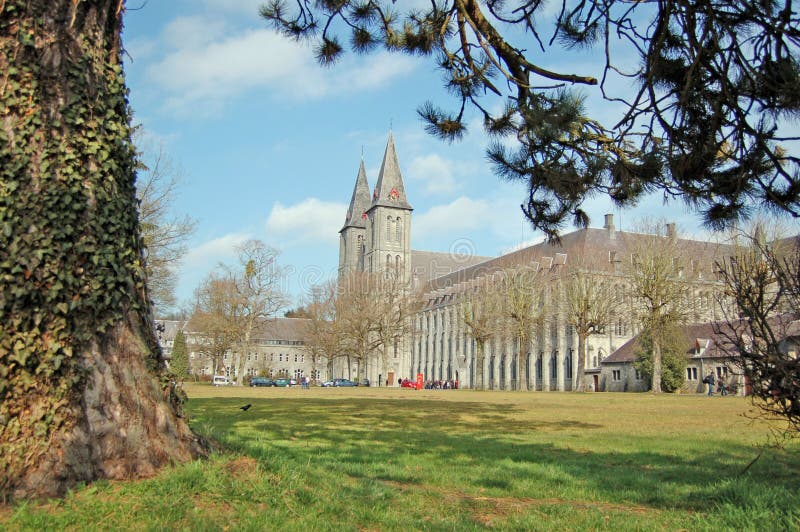Abbaye de Maredsous stock image. Image of valley, belgia - 4454147