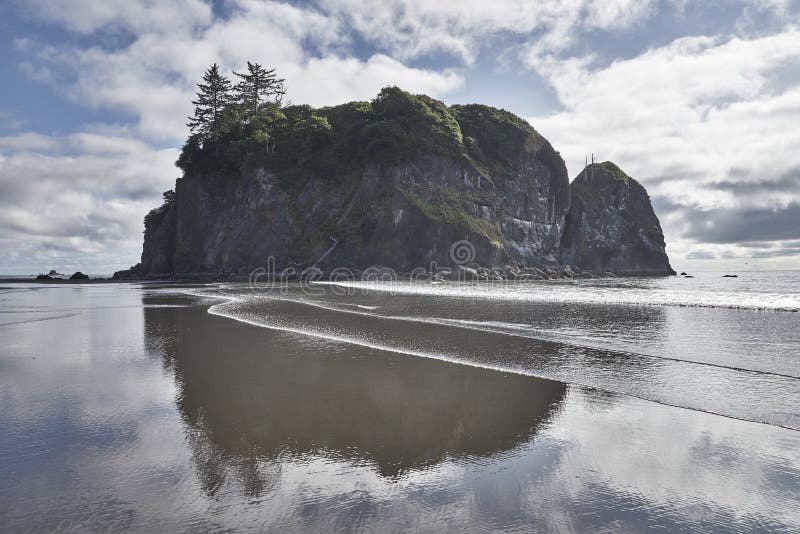 Abbey Island in Evening Light at Ruby Beach in Olympic National Park ...