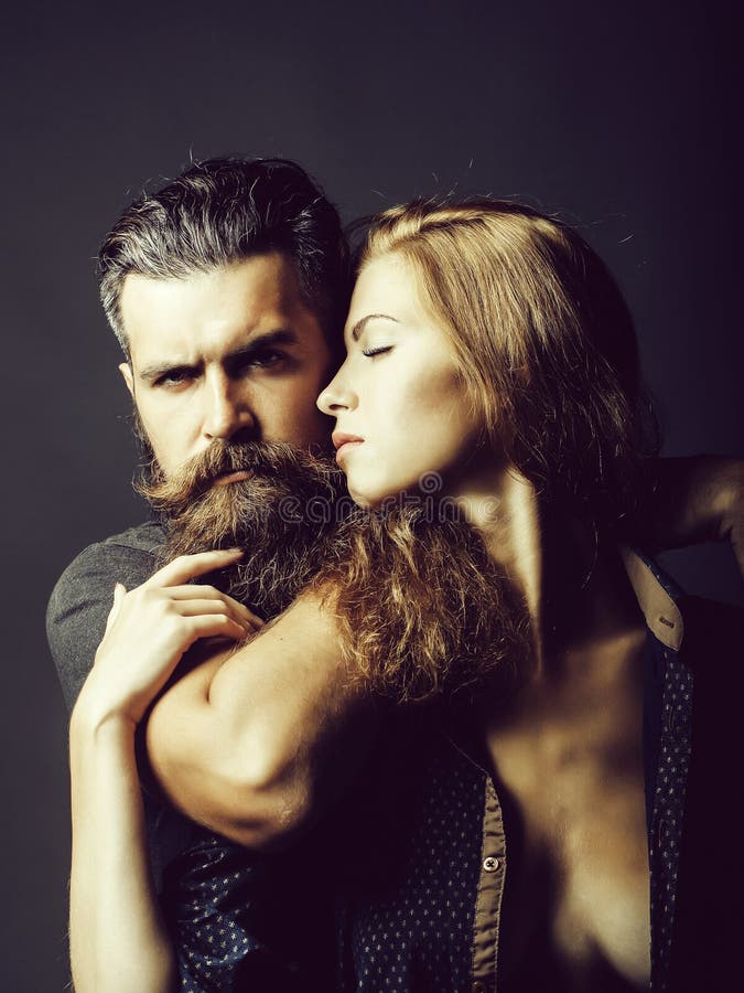 Abbraccio Sexy Della Donna E Delluomo Fotografia Stock Immagine Di