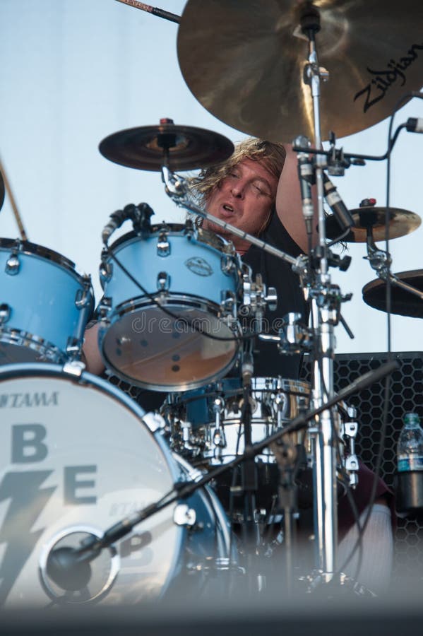 Abe Cunningham editorial photography. Image of carpenter - 26832117