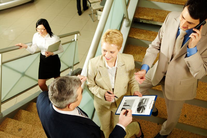 Abfrage stockfoto. Bild von geschäftsmänner, überzeugt - 22926066