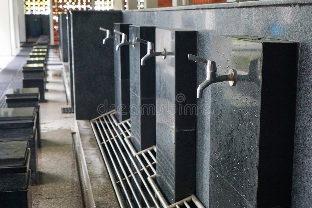 Ablution Area in the Mosque Stock Image - Image of worship, pray: 373166857