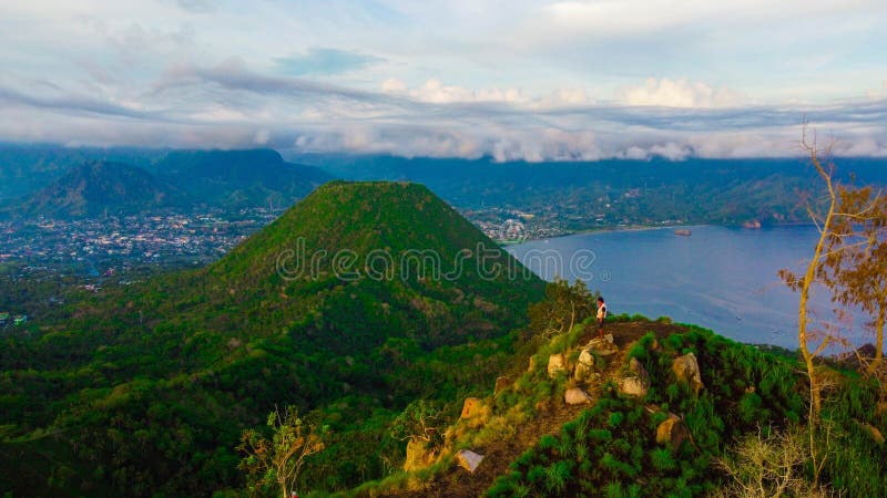 From Above Table Mountain, Capture the Breathtaking View of Rolling ...
