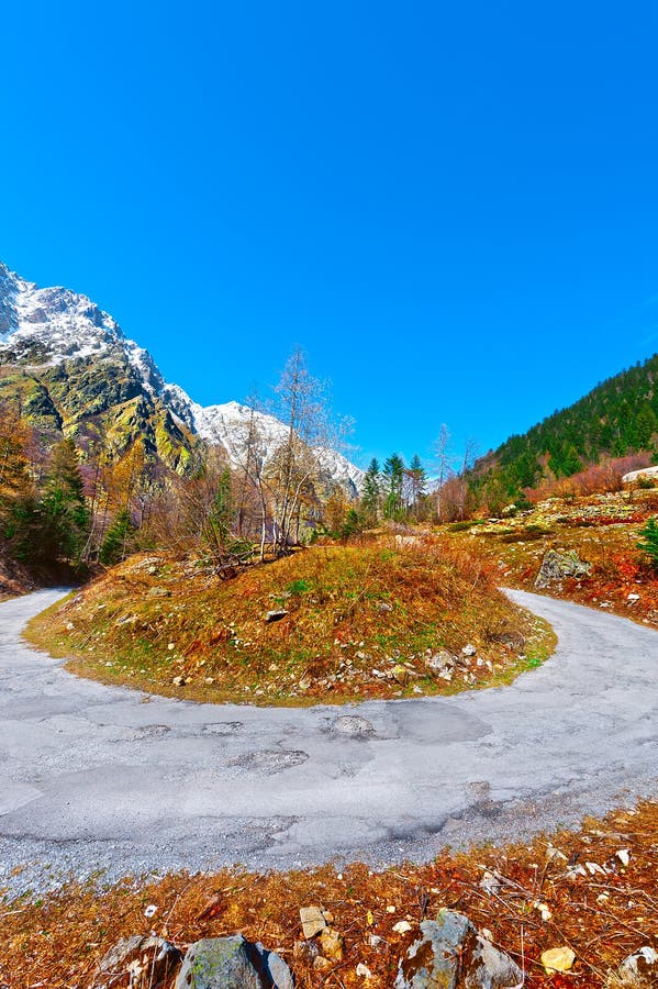 Abrupt Bend stock image. Image of path, land, green, journey - 87644023