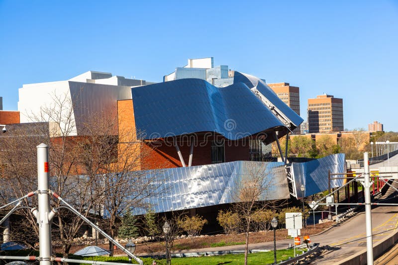 The Weisman Art Museum on the Campus of the University of Minnesota ...