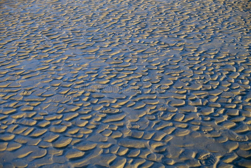 Abstract Background of Deep Sand Ripples at the Beach Stock Photo ...