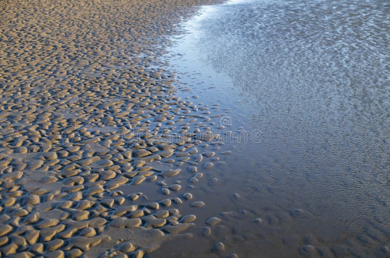 Abstract Background of Deep Sand Ripples at the Beach Stock Photo ...