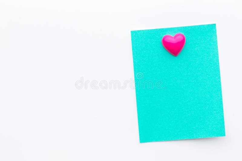 Abstract Empty Sticky Note with Heart Magnet on White Board. Valentine ...