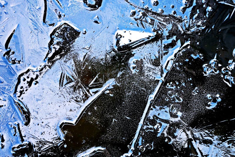 Abstract Ice Pattern and Drawing Appearing on the Surface of the Water ...