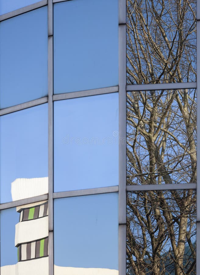 Abstract Patterns and Reflections in Windows of Modern Office Buildings ...