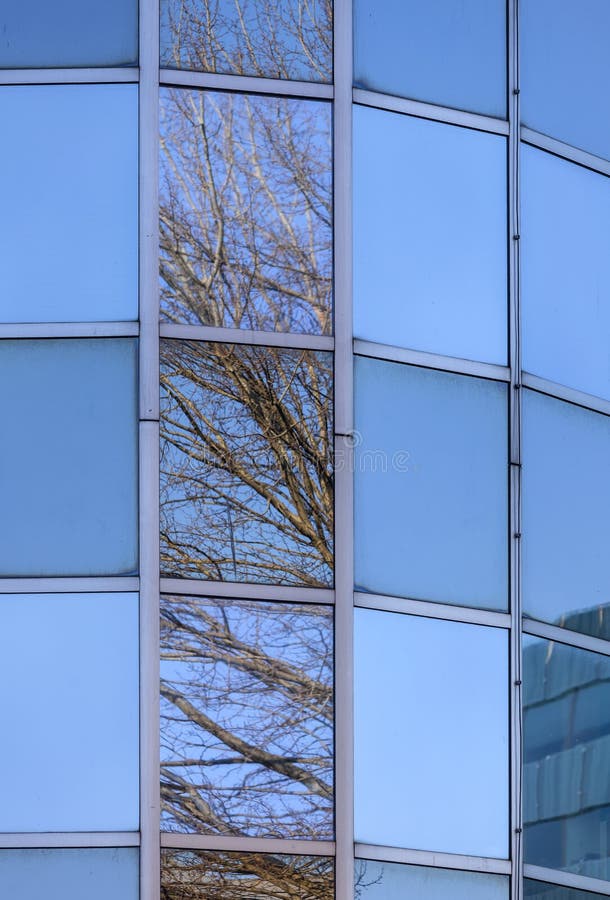 Abstract Patterns and Reflections in Windows of Modern Office Buildings ...