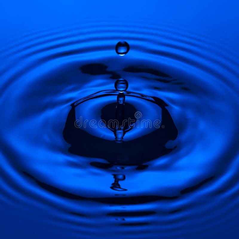 Abstract Picture of Clear Water Droplet Dripping into Pool with Stem ...