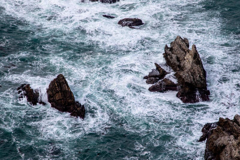 High Angle View of Pacific Ocean Waves and Rocks Stock Image - Image of ...