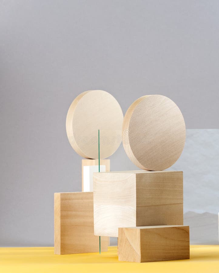 Abstraction from Three-dimensional Geometric Figures on a Gray-yellow ...