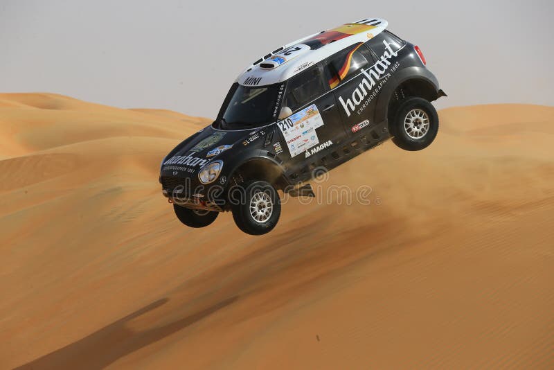 Desert car race editorial photography. Image of desert - 28859932