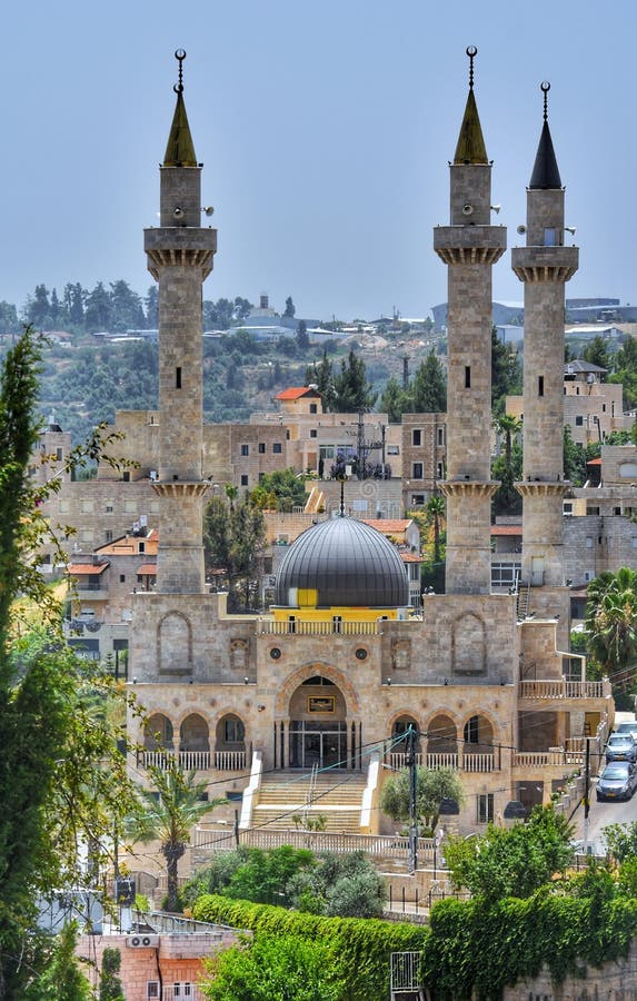 Abu Ghosh mega-mosque stock image. Image of ghosh, megamosque - 117111555