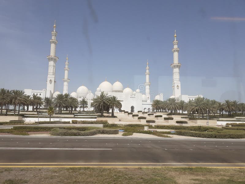 Abudhabi grand Mosque stock image. Image of grand, mosque - 211535881