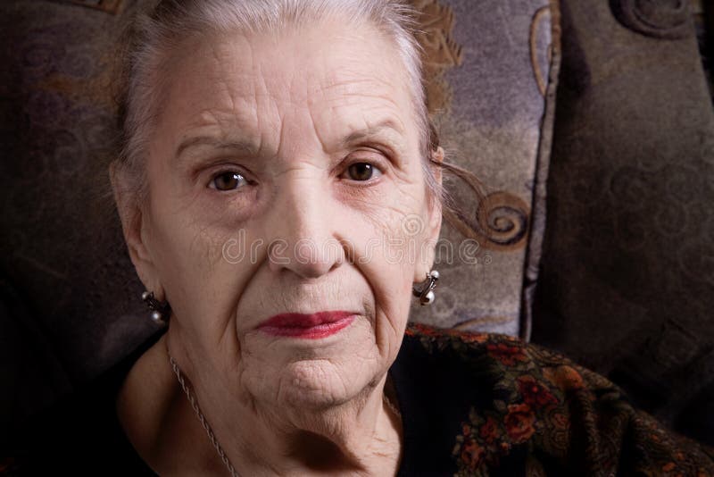 Abuela foto de archivo. Imagen de cara, arrugado, facial - 7310424