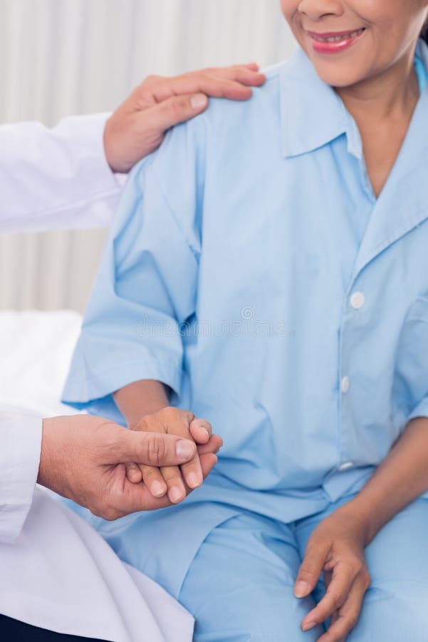 Acalmando um paciente foto de stock. Imagem de hospital - 40031844