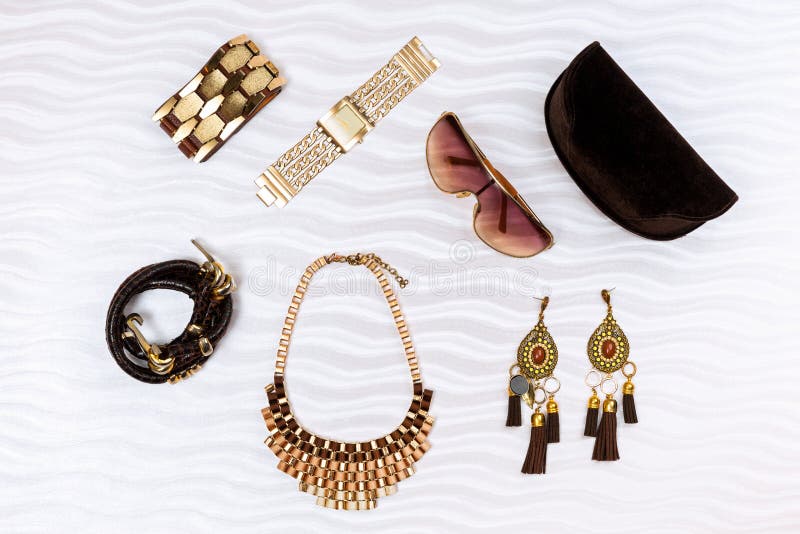 Accesorios Modernos De La Mujer Foto de archivo - Imagen de descuento ...