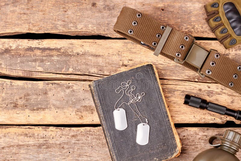 Accessoires Et Souvenirs Militaires, Configuration Plate Photo stock ...