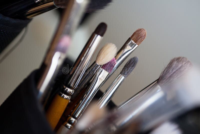 Accessori Professionali Utilizzati Di Trucco Immagine Stock - Immagine ...