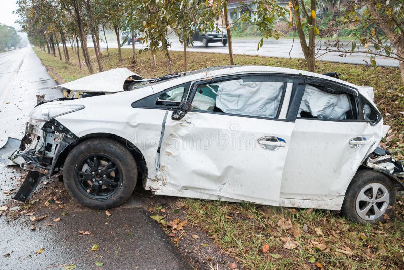 Accident Car Crash with Tree Stock Photo - Image of debris, carefully ...