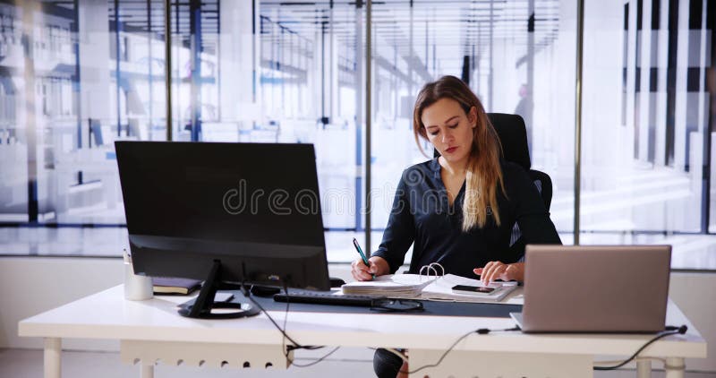 Accountant Using E Invoice Software at Computer Stock Photo - Image of ...